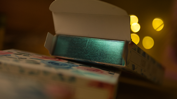 Flower Deck (Gilded Roses) Playing Cards – Magic Dream